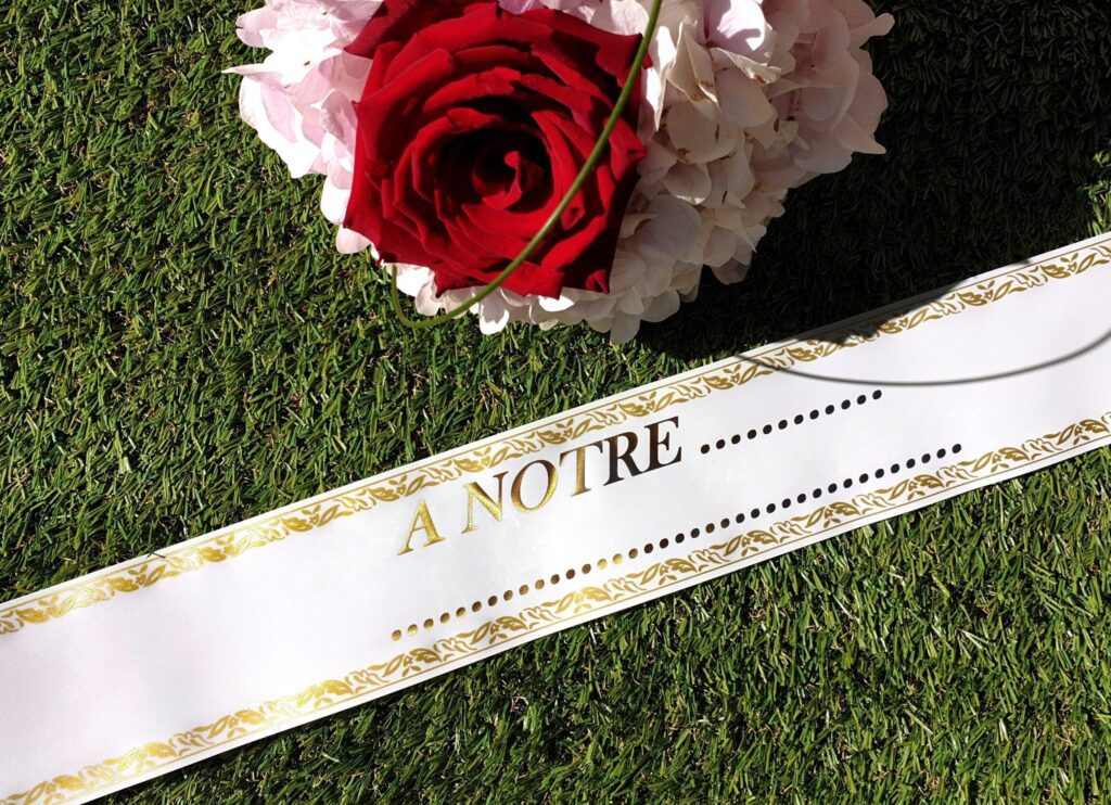 Exemple Ruban Deuil : Trouvez l'Élégance et le Réconfort nécessaires ...